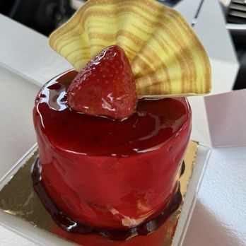 GRIFFIN LOUNGE - Updated January 2026 - 100 Photos & 25 Reviews - 108 E ...