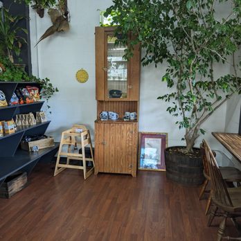 BACK BAY MARKET AND DELI - Updated August 2024 - 26 Photos & 23 Reviews ...