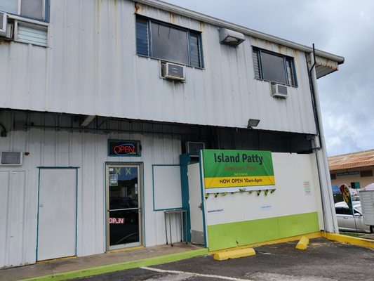 ISLAND PATTY - Updated December 2025 - 62 Photos & 71 Reviews - 46-022 ...