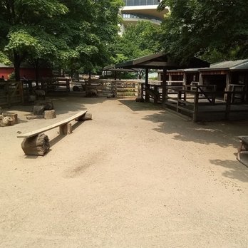 QUEENS ZOO - Updated December 2025 - 1132 Photos & 224 Reviews - 5351 ...