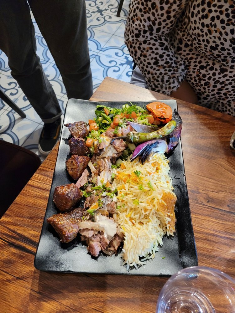 LAVA SHAWARMA - 22 Photos & 16 Reviews - 226 Thompson St, New York, New ...