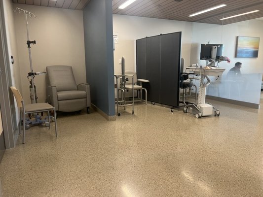 BANNER OCOTILLO MEDICAL CENTER - Updated April 2025 - 25 Photos & 28 ...