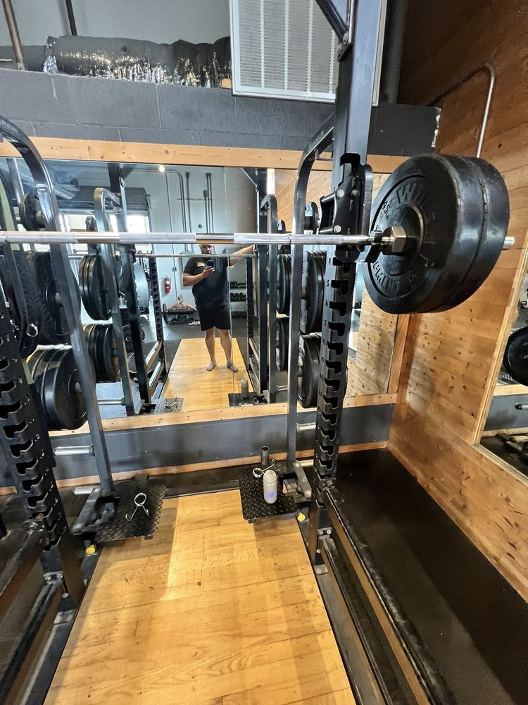 GYM 5 - Updated May 2026 - 11 Photos & 45 Reviews - 952 Main St ...