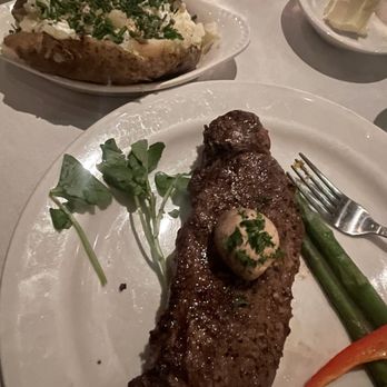 DAL RAE RESTAURANT - 2400 Photos & 1815 Reviews - 9023 E Washington ...