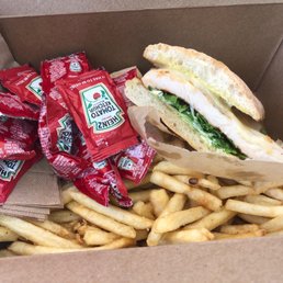 TICKLE TREE CAFE - 872 Photos & 925 Reviews - 2853 Foothill Blvd, La ...