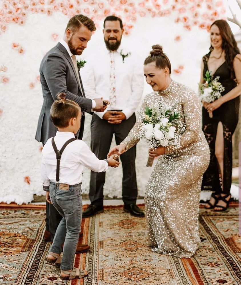 SOL BLOOM DESIGNS - Updated September 2024 - 10 Photos - South Bend ...