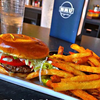 BRU BURGER BAR - FORT WAYNE - Updated 05/2025 - 51 Photos & 21 Reviews ...