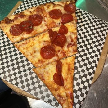 BACCI PIZZERIA - Updated December 2025 - 162 Photos & 252 Reviews ...