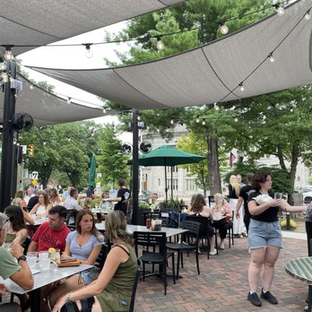 LITITZ SPRINGS INN - Updated December 2025 - 183 Photos & 165 Reviews ...