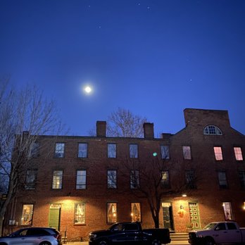 RAILROAD HOUSE INN - Updated January 2026 - 254 Photos & 180 Reviews ...