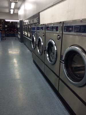 COIN OP LAUNDRY - Updated October 2025 - 22 Photos & 35 Reviews - 1807 ...
