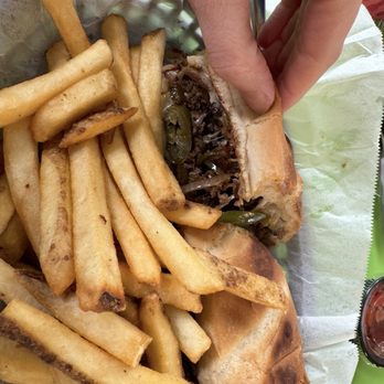 MAC & ERNIE’S ROADSIDE EATERY - Updated January 2026 - 90 Photos & 110 ...