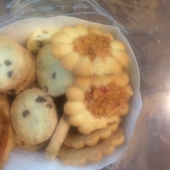 GATEAUX BAKERY & CAFE - Updated December 2024 - 51 Photos & 41 Reviews ...