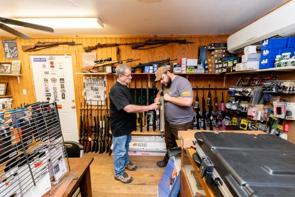 OUTPOST GUNS AND TRADE - Updated January 2026 - 11 Photos - 3311 Prc ...