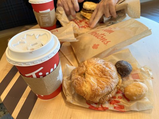 TIM HORTONS - Updated January 2025 - 33 Photos & 12 Reviews - 110 ...