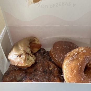 DONUT DAY - Updated July 2024 - 176 Photos & 356 Reviews - 18955 SW ...