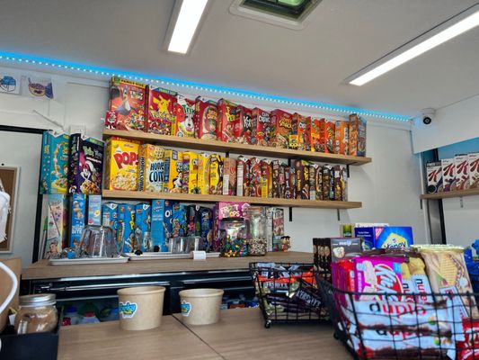 FUNKY MILK CEREAL BAR - Updated October 2025 - 16 Photos - Calle 1 PR ...