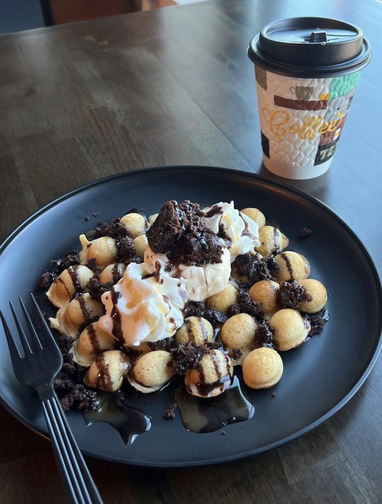 MOONLIGHT CAFE - Updated December 2025 - 200 W Lake St, Minneapolis ...