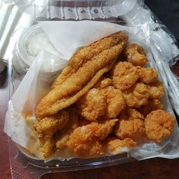 TRIANGLE DELI - Updated July 2024 - 158 Photos & 89 Reviews - 1904 N ...