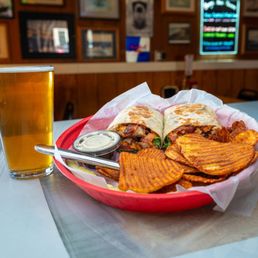 BARGE INN TAVERN - Updated July 2025 - 290 Photos & 88 Reviews - 358 SW ...