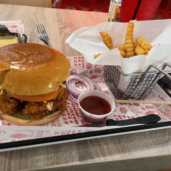 RED LIGHT CHICKEN - Updated September 2024 - 136 Photos & 96 Reviews ...