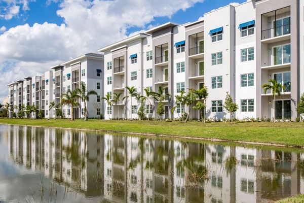 THE POINT AT PALM BEACH GROVE - Updated January 2026 - 39 Photos - 7130 ...