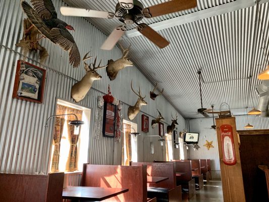 STRAIGHT OFF THE ROAD BBQ - 37 Photos & 114 Reviews - 6803 FM 2100 Rd ...