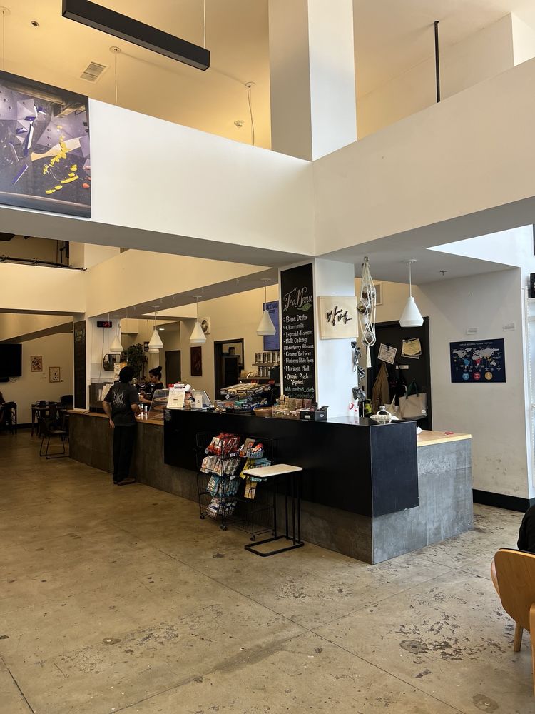 METHOD CAFE - Updated October 2025 - 39 Photos & 13 Reviews - 16 ...