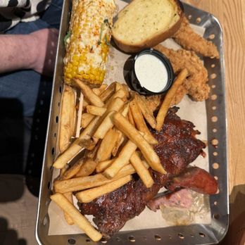 CHILI’S - Updated May 2024 - 313 Photos & 240 Reviews - 10340 N ...