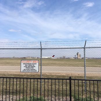 MSP AIRCRAFT VIEWING AREA - Updated November 2025 - 12 Photos - Cargo ...