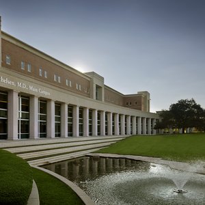 HOUSTON METHODIST SUGAR LAND HOSPITAL - 45 Photos & 82 Reviews ...