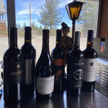 MOHAWK TAVERN - Updated December 2025 - 51 Photos & 44 Reviews - 999 ...