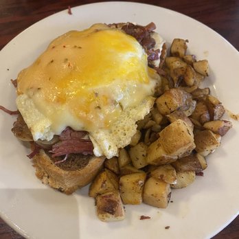 DEMPSEY’S FOOD & SPIRITS - Updated August 2024 - 127 Photos & 173 ...