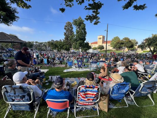 LIBRARY PARK - Updated January 2026 - 60 Photos - Main St & Mariposa ...
