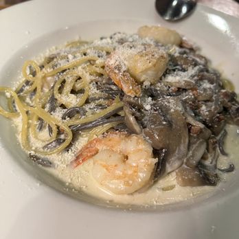 MACCHERONI REPUBLIC - 6794 Photos & 4037 Reviews - 332 S Broadway, Los ...