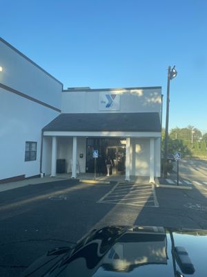 BRIDGEPORT BRANCH YMCA - Updated May 2026 - 850 Park Ave, Bridgeport ...