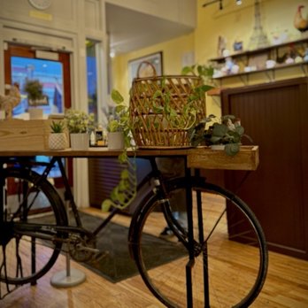 PHILIPPE FRENCH BISTRO - Updated December 2025 - 128 Photos & 152 ...