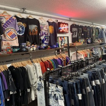 HEAVEN’S CLOSET - Updated January 2026 - 60 Photos & 18 Verified ...