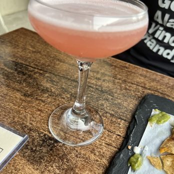 THE REVELER - Updated July 2024 - 56 Photos & 104 Reviews - 3403 N ...