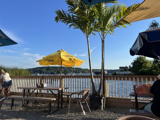 DOWN THE HATCH - Updated July 2025 - 128 Photos & 176 Reviews - 292 ...