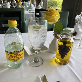 MEZZOSOLE - Updated October 2025 - 34 Photos - Blvd. Benito Juárez 2151 ...