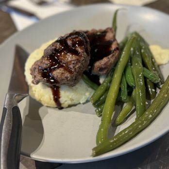 RAIDERS TAVERN & GRILL - Updated April 2025 - 883 Photos & 392 Reviews ...