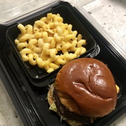 BEACON TAP - Updated October 2025 - 192 Photos & 261 Reviews - 1374 Lee ...