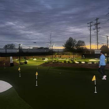 OAKLEY GREENS - Updated December 2025 - 129 Photos & 51 Reviews - 3065 ...