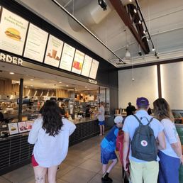 SHAKE SHACK WEST END PORTLAND - Updated October 2025 - 112 Photos & 94 ...