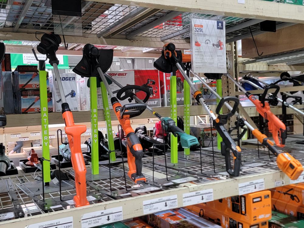 MENARDS - Updated September 2025 - 17 Photos & 28 Reviews - 7330 74th ...