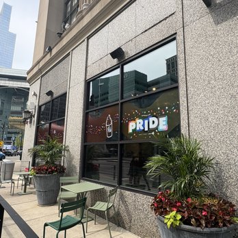 SHAKE SHACK FIRST NATIONAL BUILDING - DOWNTOWN DETROIT - Updated ...