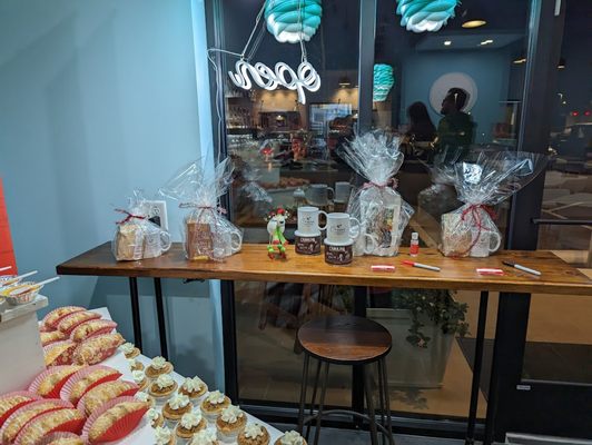 CRAVIN’ CONFECTIONS DESSERT BAR - TEMP. CLOSED - Updated August 2025 ...