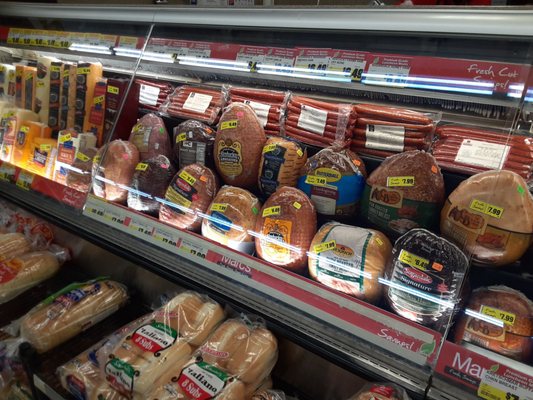 MARC’S STORES - Updated December 2025 - 40 Reviews - 14861 Detroit Rd ...