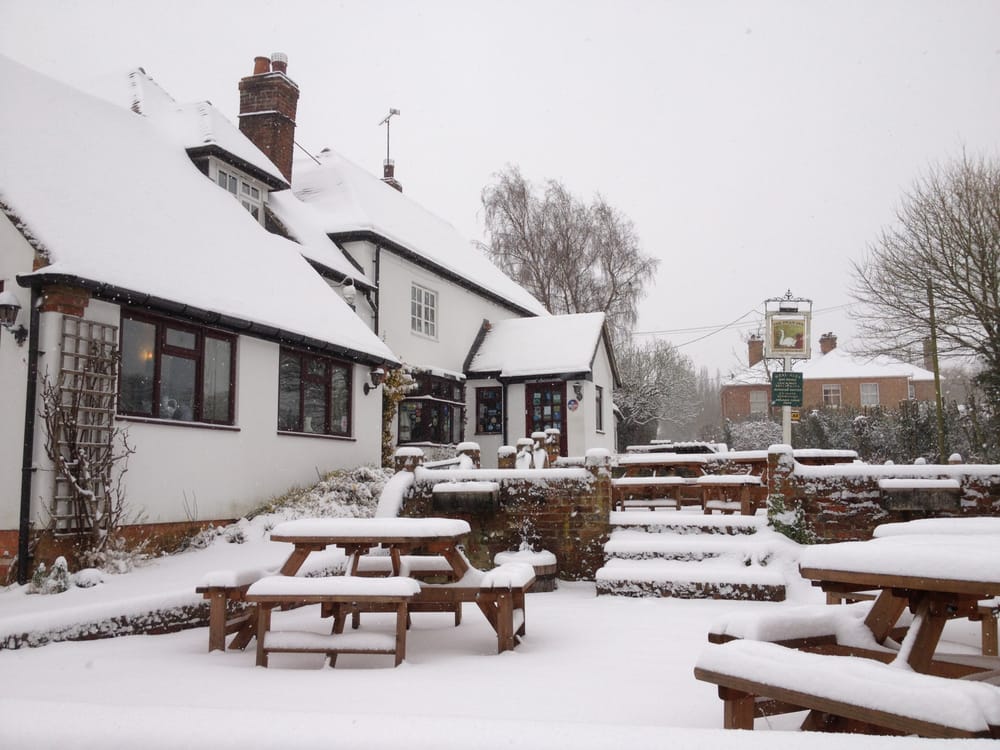 THE SWAN INN - 15 Photos - Craven Road, Newbury, West Berkshire, United ...